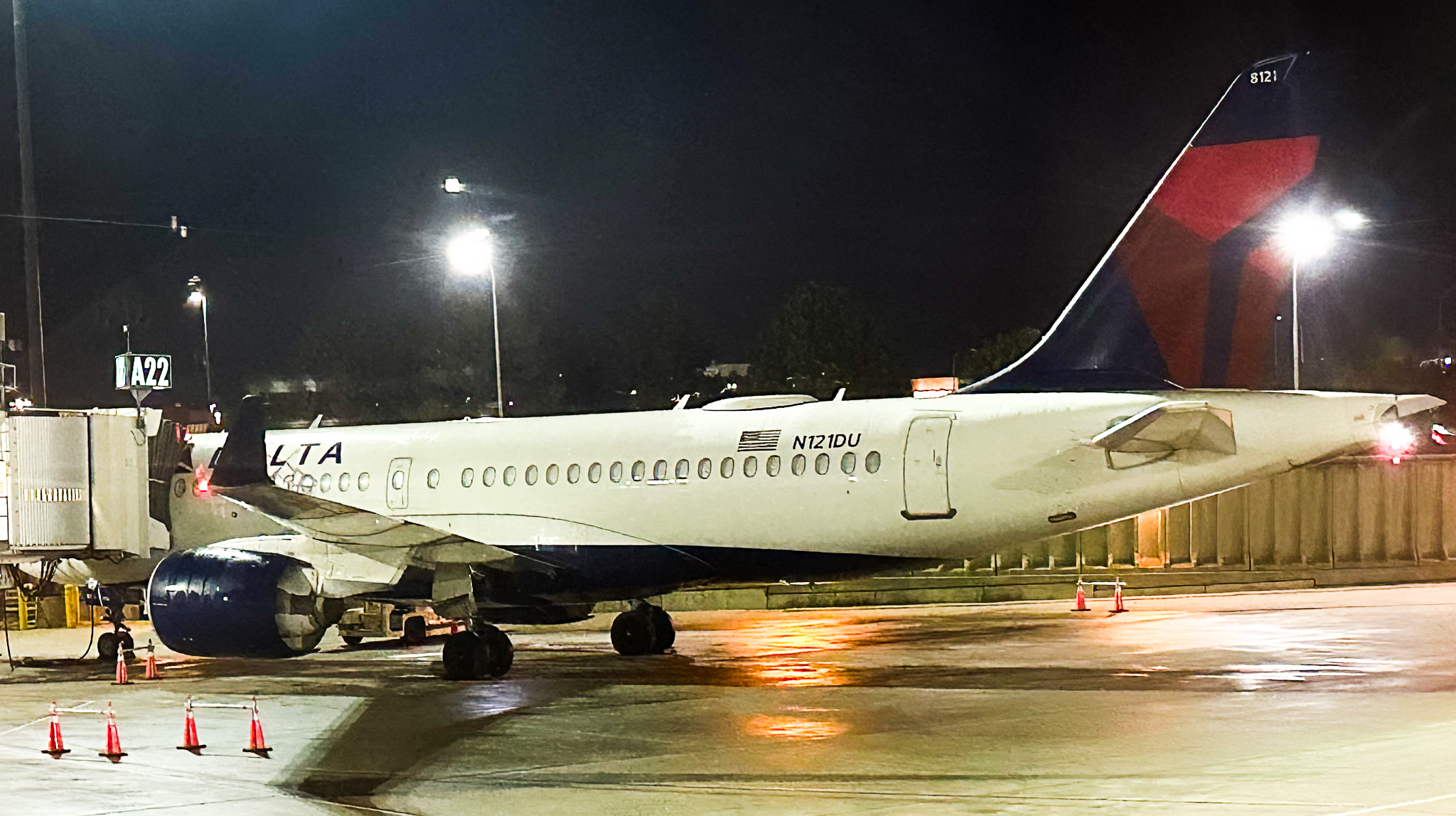 Delta Air Lines Review: Flying the A220-100 Short Hop To Portland May ...