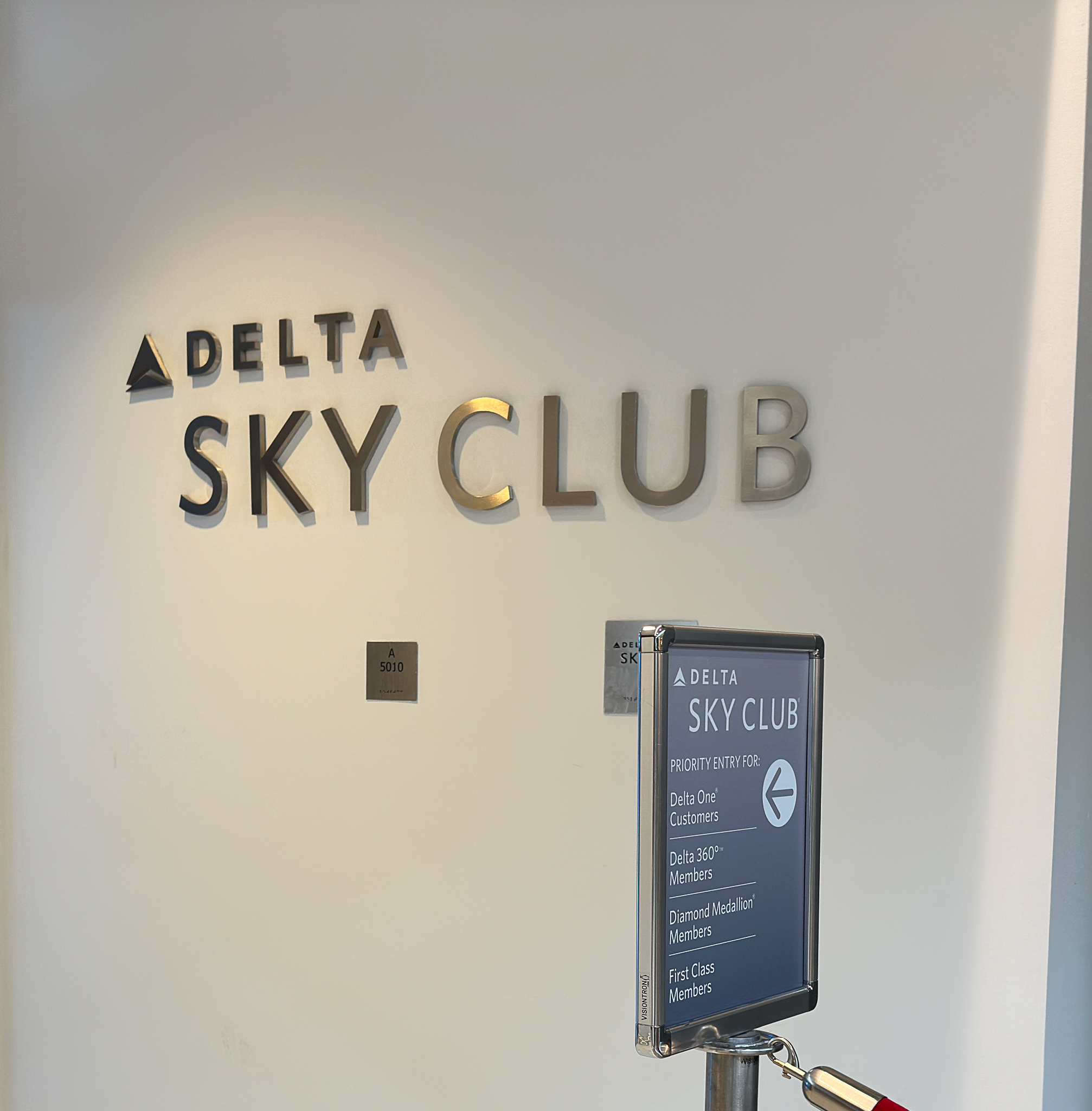 Delta Air Lines Review: Flying the A220-100 Short Hop To Portland May ...